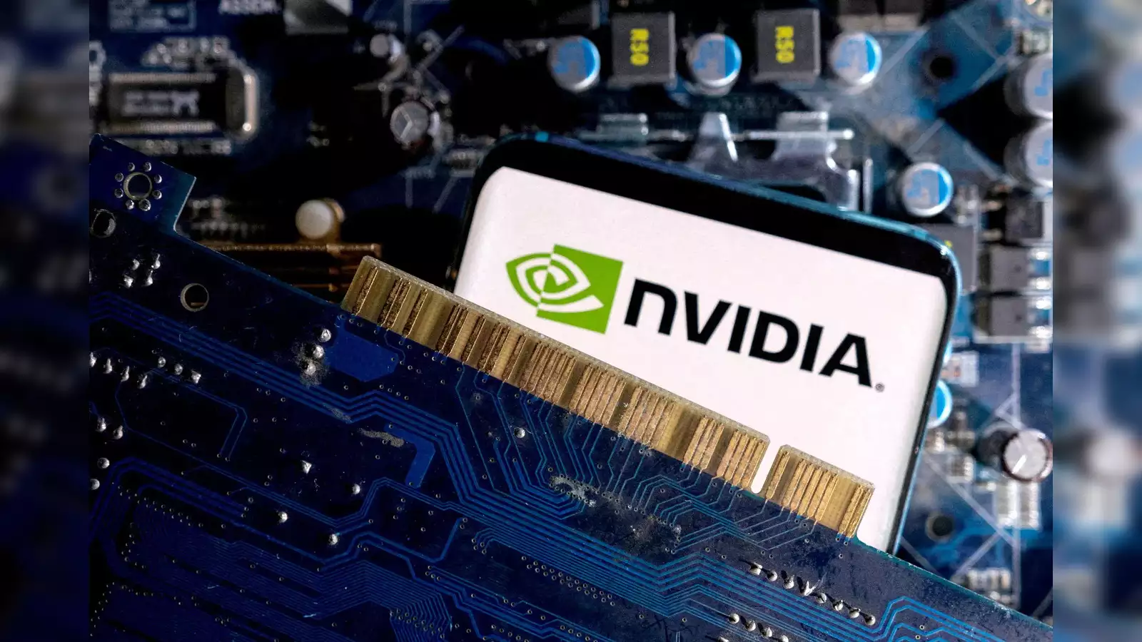 Nvidia's Earnings Soar Past Expectations, but Shares Drop