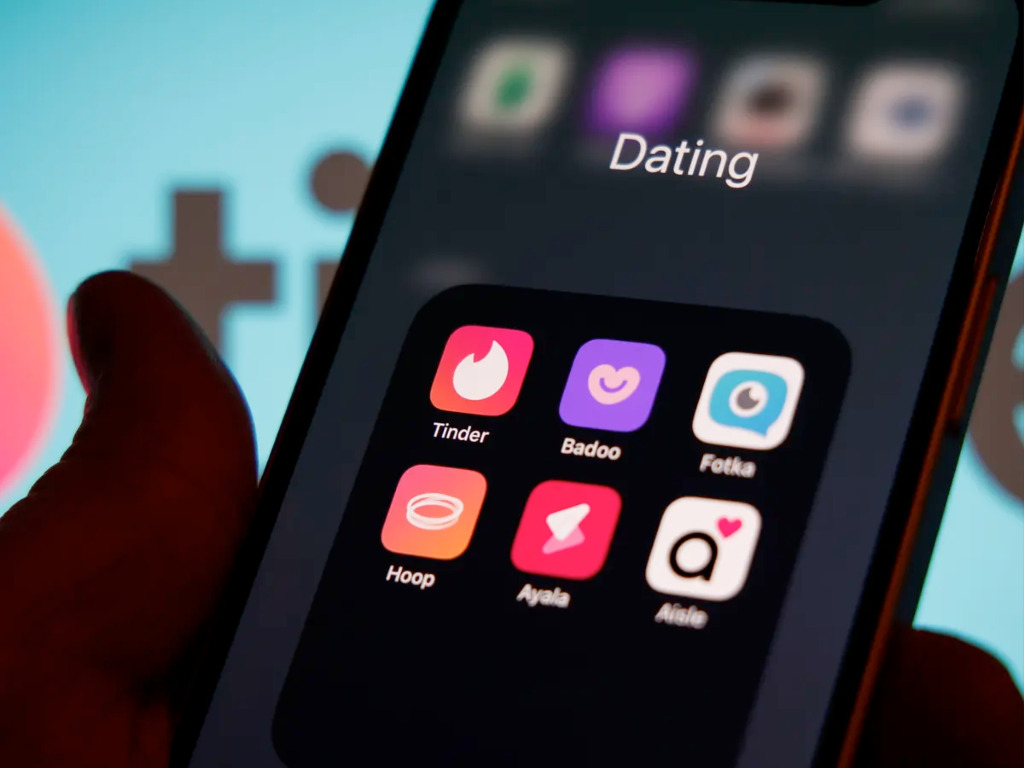 How do dating apps make money? A look at their revenue models