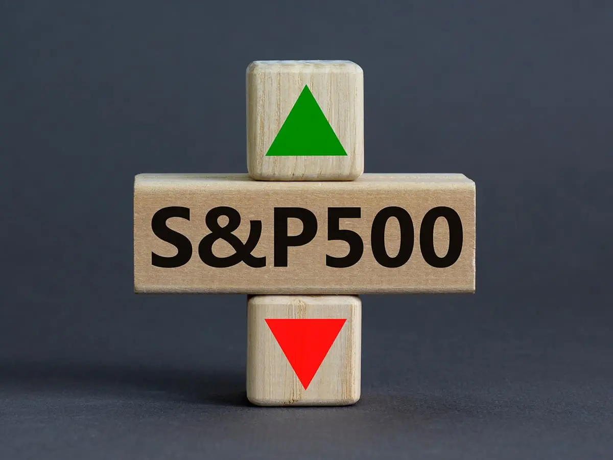 S&P 500 Hits Highs Amid Market Weakness Indicators