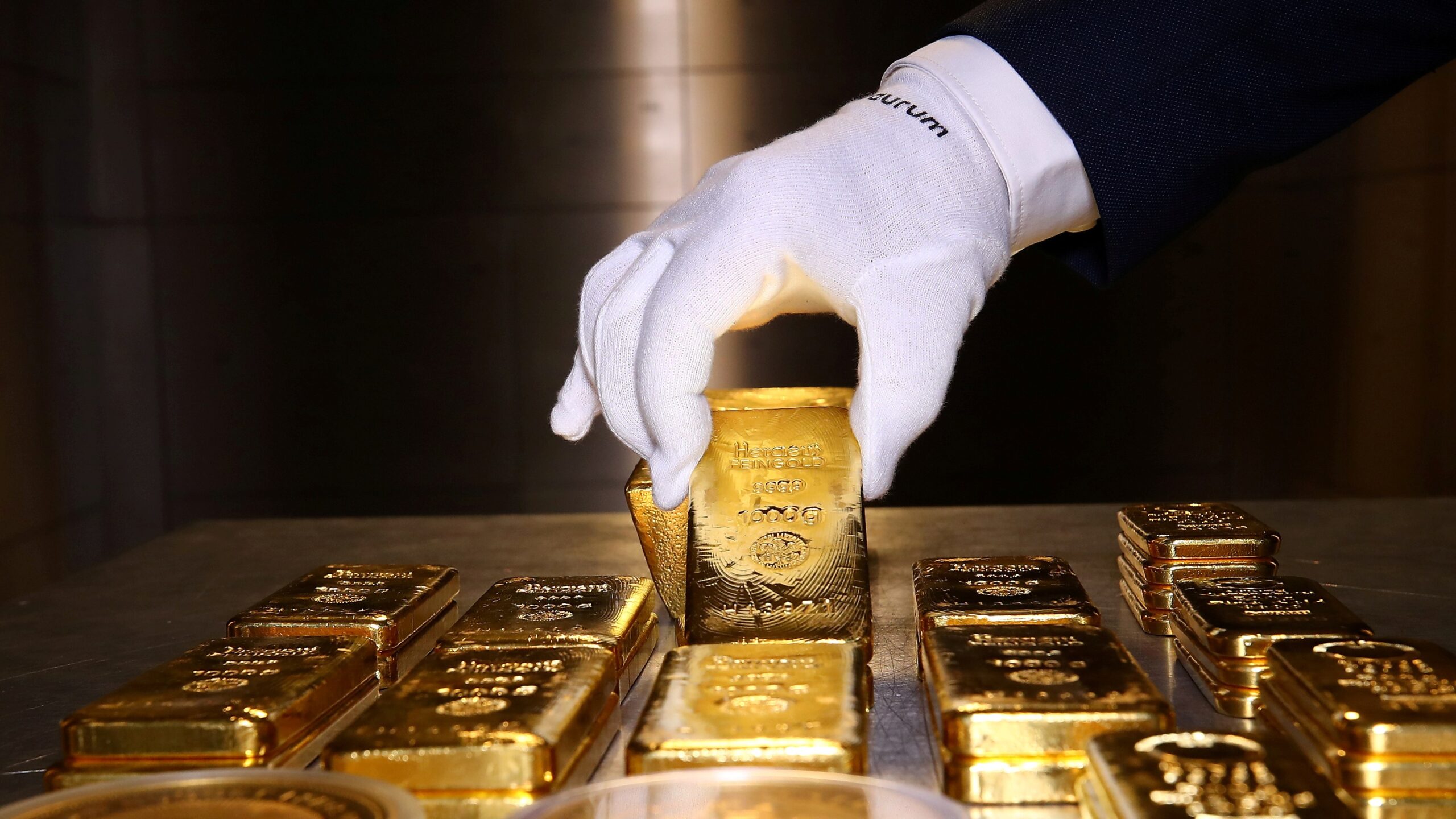 Gold Breaks Above $3,400 for First Time Ever as Relentless Global ...