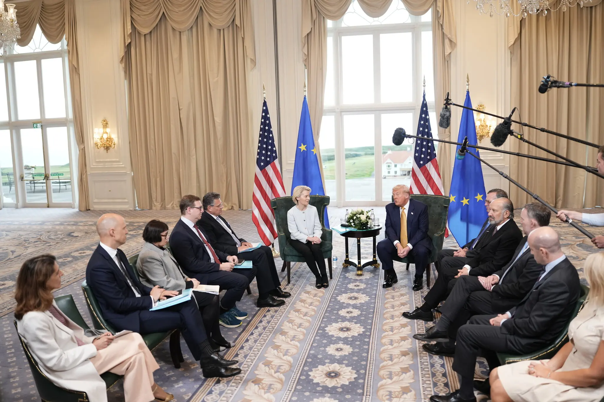 US and EU Reach Trade Deal After Month of Tense Talks - Finblog